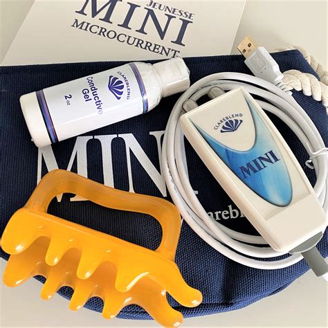 Clareblend Mini Microcurrent With Fascia Tool And Conductive Gel