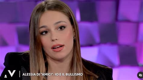 Amici Alessia Pecchia Io Vittima Di Bullismo Ma Unex Compagna Di Scuola La Sbugiarda