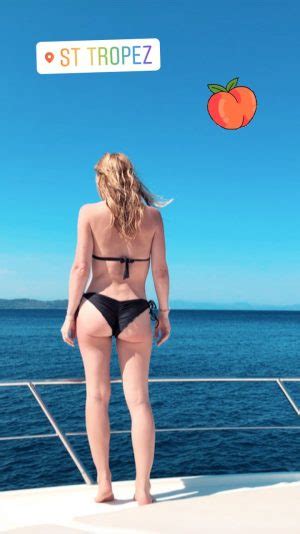 Tara Lipinski Figure Skating Social Media Bikini Ass Of The Day
