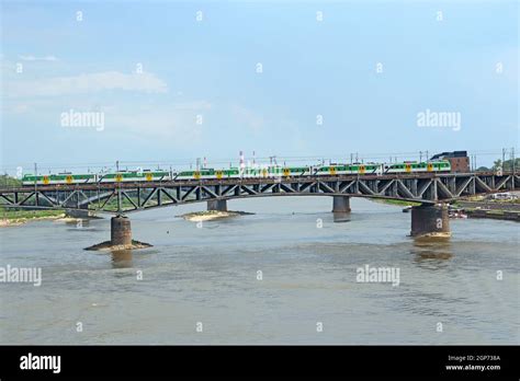 Long Bridge Over Wisla In Warsaw Modern Bridge Over Wisla River In