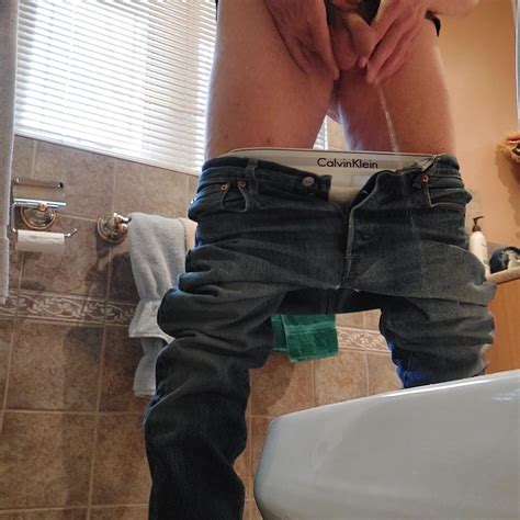 Pissing Video 716 ThisVid Com