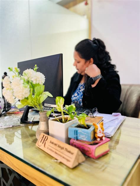 Sukritee Thakur On Linkedin Flowers Friday Corporatelife Roseday