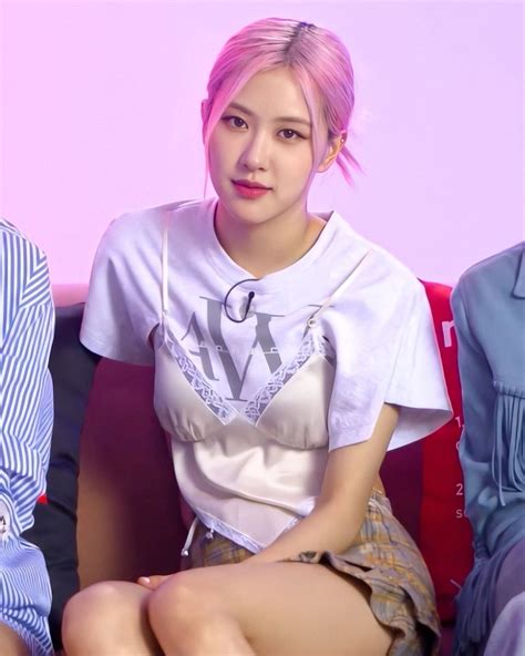 Rosé From Blackpink Light Up The Sky Netflix Doco Trailer Reaction