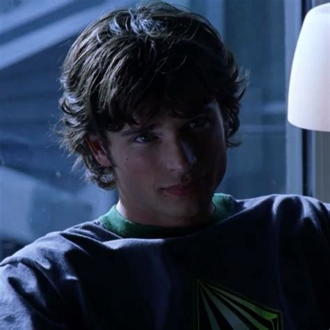 Smallville Superman Pfp Tom Welling Smallville Red Kryptonite Tom