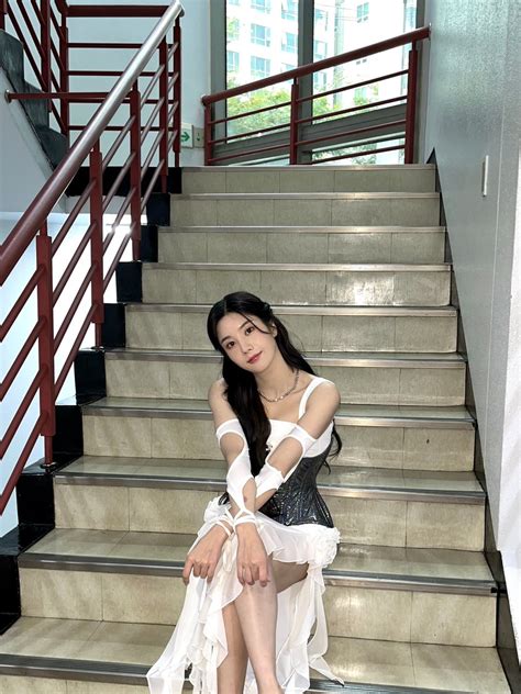 권은비 Kwon Eun Bi On Twitter 📸 221016 Sbs 인기가요 루비들의 마음을 덮친 여긴 언더워러