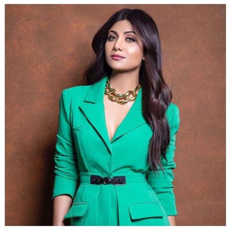 Shilpa Shetty Kundra Shared A Video With Daughter Samisha Ladies Tops Fashion Shilpa Shetty