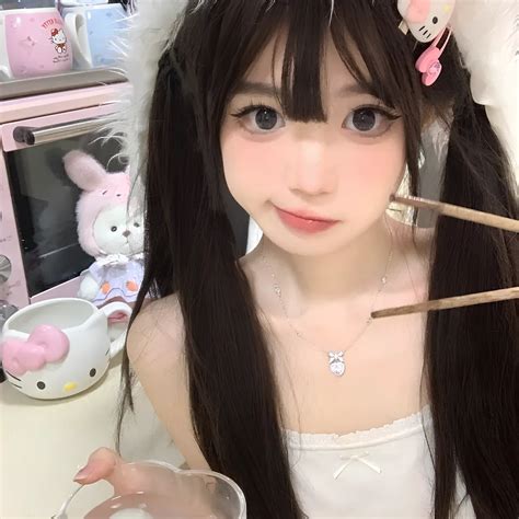 Your Roommate Is So Cute Lin Xiaohui