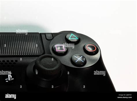 Ps4 Buttons On Console At Claire Grissom Blog