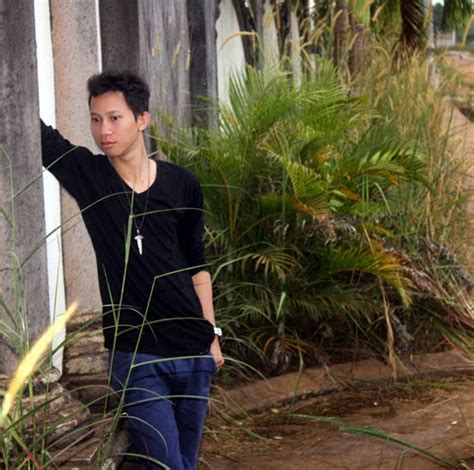 COWOK KEREN INDONESIA BRONDONG INDONESIA KALIMANTAN TENGAH PART 4