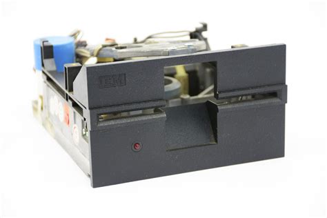 Used Ibm 5 1 4 Floppy Disk Drive Tandon Tm 100 2a 5 25 Drive Untested Ubb Threads