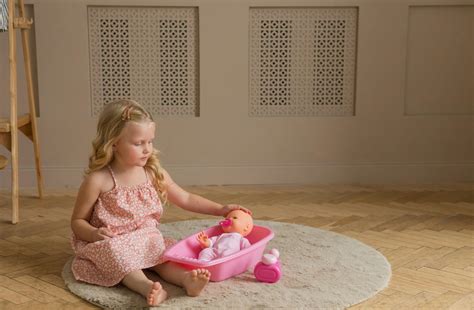 Cutegirlswithbigbreasts Photos Download The Best Free Cutegirls