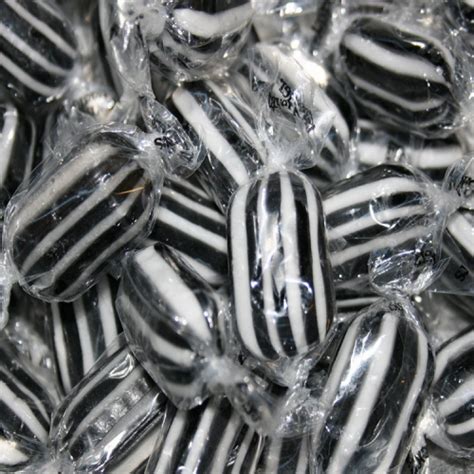 Everton Mints Tastes Of The Uk