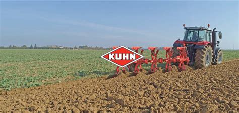 Плуг Kuhn Multi Master 123 для легкого регулювання тиску на лемехи