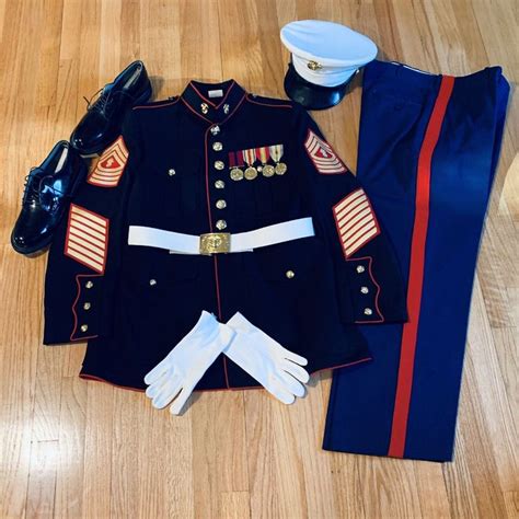 Usmc Dress Blue Uniform Regulations At Angelina Luttrell Blog