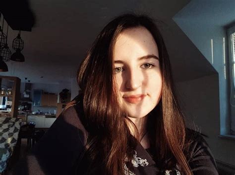 My Innocent Gf I Mark Her As Ready To Be Taught How To Cheat In Real Life Someone Help Her Out