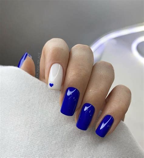 30 Vibrant Royal Blue Nail Designs Artofit