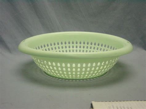 36 Pieces Plastic Oval Strainer With Handle Strainers And Funnels At