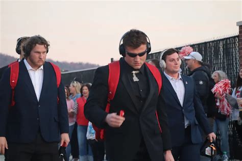 Nfl Schedule Leaks Saints Play Giants On The Road Before Paris Game