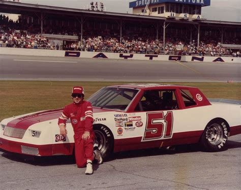 51 — The R Nascar Historian