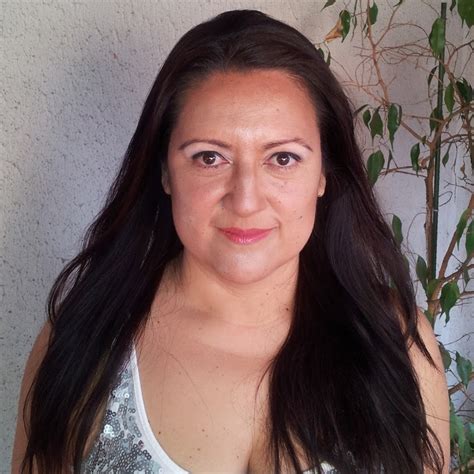 Claudia Ramirez Youtube