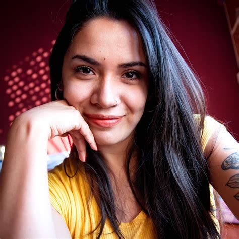 Daniela Vargas Youtube