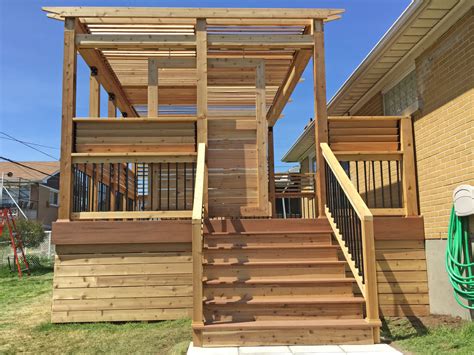 Trex Transcend Tiki Torch Deck With Western Red Cedar Pergola And Privacy