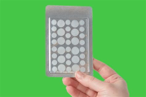 What Are Pimple Patches And How Do They Work Catchy Shopper