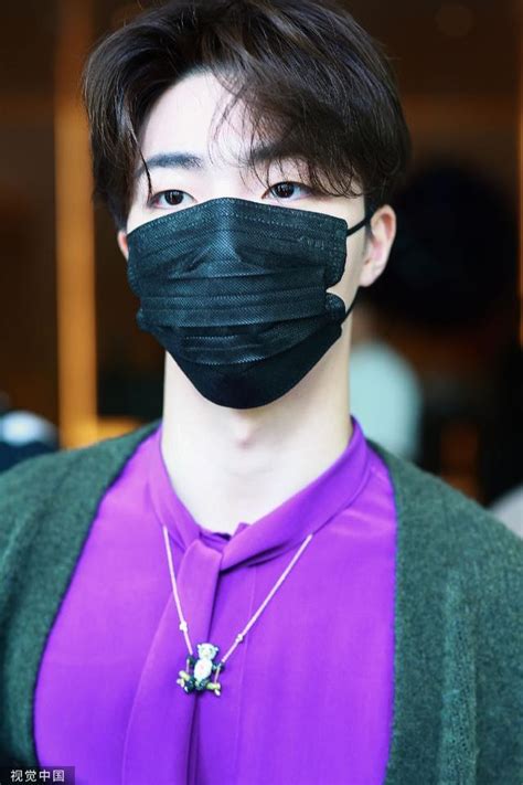 陈立农《心动的信号5》路透 独特撞色穿搭个性十足新浪图片