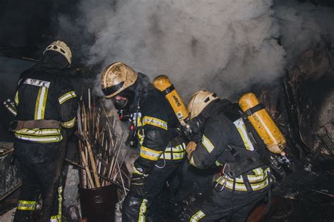 Пожежа в Києві в лазні згоріли три людини ДСНС
