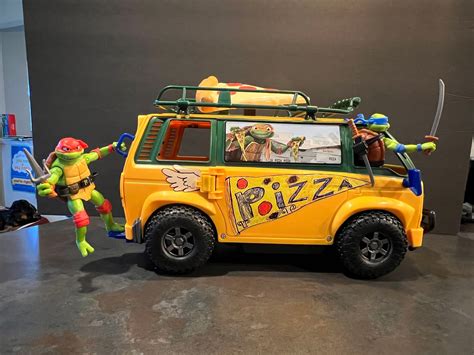 Tmnt Mutant Mayhem Lets Check Out The New Playmates Turtle Van