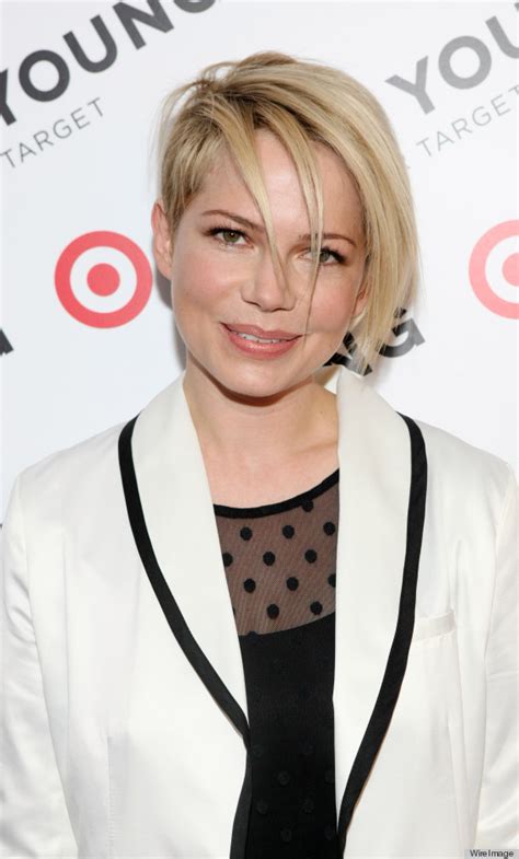 Michelle Williams Pixie Haircut Gets An Asymmetrical Update Photos