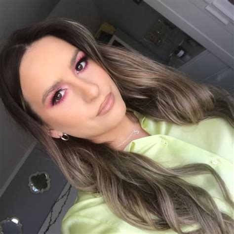 Jane Graham Janegrahamxo • Threads Say More