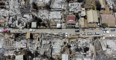 산불로 전소된 비냐 델 마르 가옥들