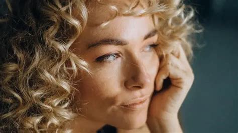 Holistic Thinking What It Is Characteristics And Examples 2026