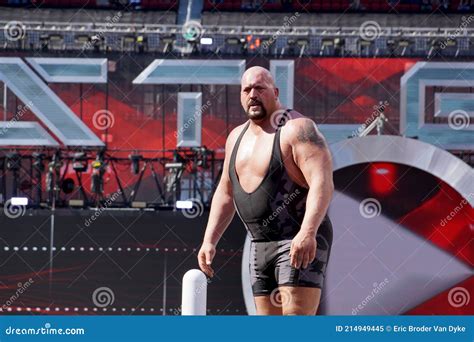 Wwe Wrestler Big Show Stands On The Turnbuckles To Celebrate Editorial