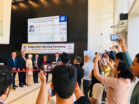 Ece Florida On Linkedin In Attendance Was Ece Floridas Dr Yong Kyu Yoon Far Right In Group…