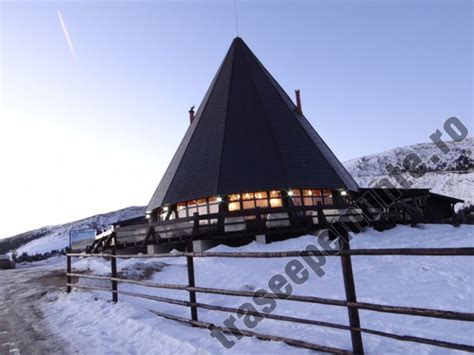 Traseu Spre Varful Sureanu De La Salvamont Sureanu Muntii Sureanu Traseepemunte Ro