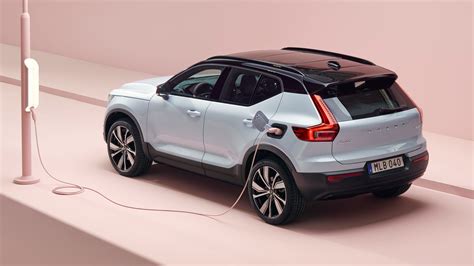 Volvo Starts Production Their New Xc40 Electric Car