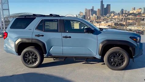 Heritage Blue Sr5 2025 4runner First Look 2025 4runner Forum 6th Gen Community