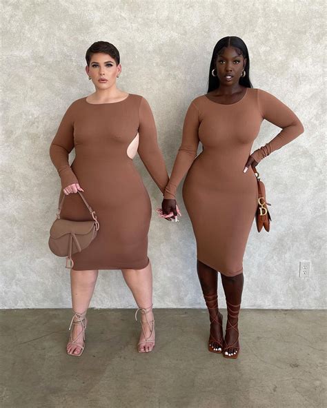 Dani Dmc X Olivennude By Styledbyjmarie Fashion Dress Neck Dress