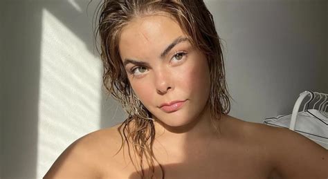 Opnieuw Kritiek Op Gewaagde Jurk Van Eloise Van Oranje Je Laat Cht Te Veel Zien Voor Een