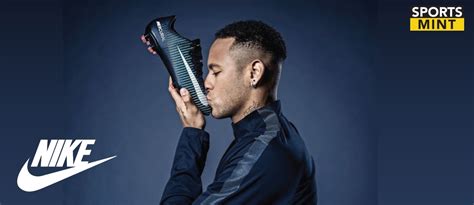Neymar Nike Logo Neymar Jr X Nike Shox R4 Sneaker Closer Look
