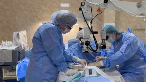 Пластична хірургія Офтальміка 🥰Ви забажали збільшити груди Як діяти далі 1️⃣Запишіться на