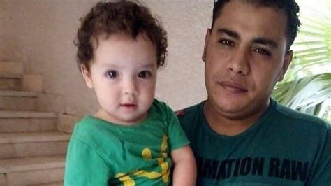 سقطت سيارتهما في مصرف مائي مصرع طفل ووالده غرقا في مصر