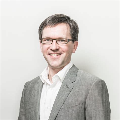 Andrew Eckford Medium