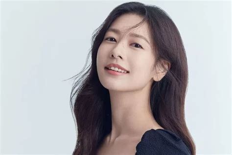 Jung So Min Menandatangani Kontrak Eksklusif Dengan Ieum Hashtag Kvibes