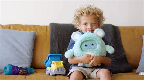 Woobo Companion Robot By Shen Guo Core77 Design Awards