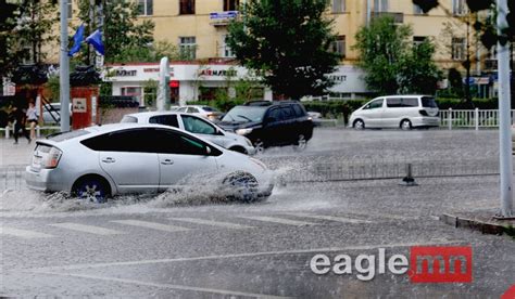 Сэрэмжлүүлэг Төвийн аймгуудын ихэнх нутгаар усархаг дуу цахилгаантай аадар бороо орно