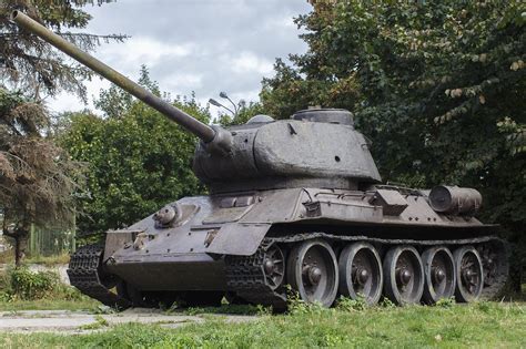 1000 Gambar T 34 Tank And Tank Gratis Pixabay