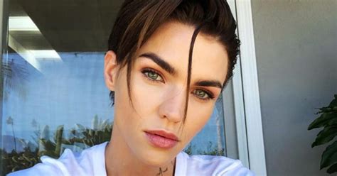 Ruby Rose Twitter Rant The Actress Has Shared A Bizarre Story